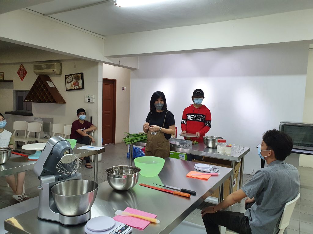 Our One Day Baking Class Begins - Tour Guide Course Malaysia